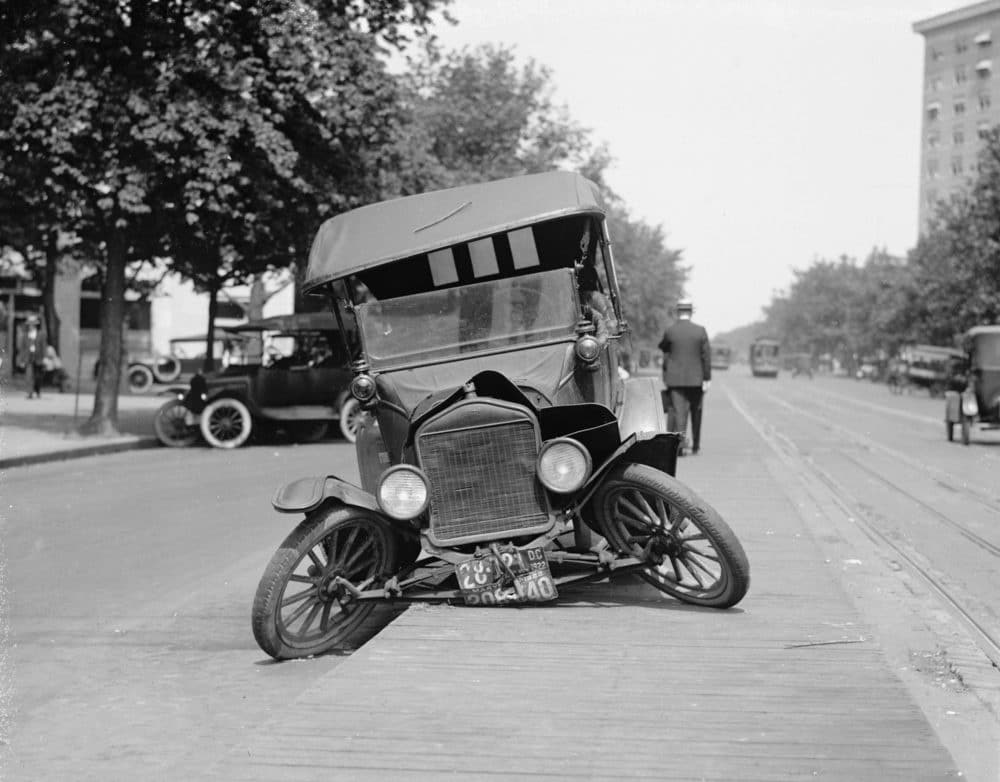 Building microservices with low-code APIs - Linx